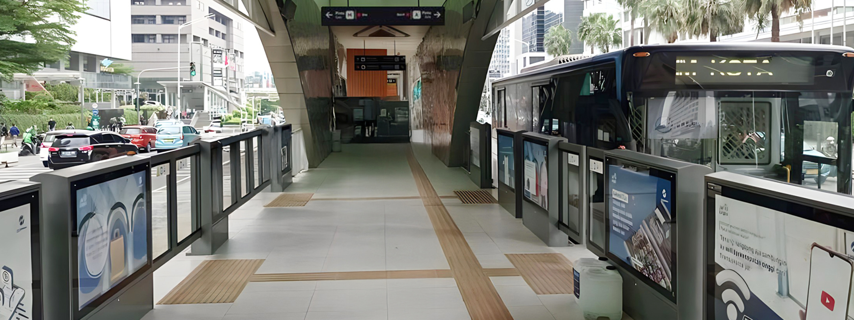 Bersama TransJakarta HIGO hadirkan WiFi gratis untuk membangun citra ...